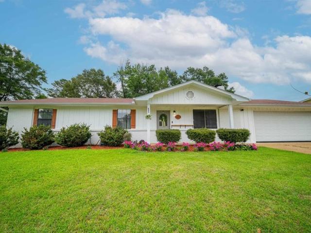 3027 Huron St, Camden, AR 71701