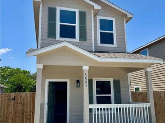 3027 Sabinas St, Corpus Christi, TX 78405