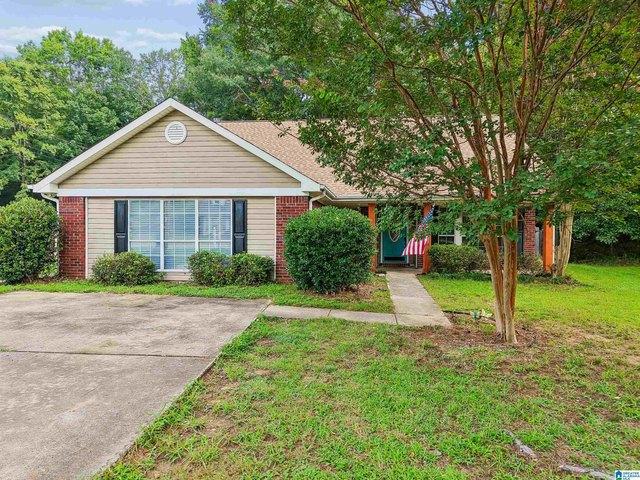 3027 Spruce Dr, Helena, AL 35080