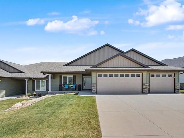3027 Teton St SW, Cedar Rapids, IA 52404