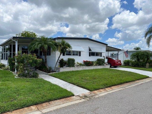 3027 Viola Dr, Sarasota, FL 34239
