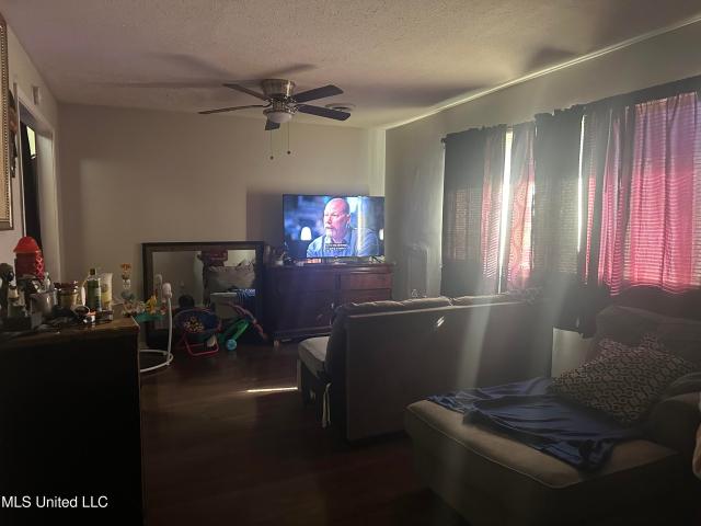 3028 Marwood Drive