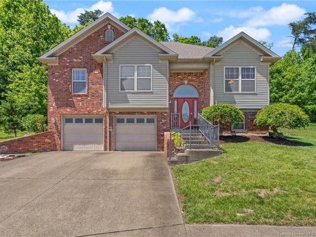 3028 Barrington Ct, New Albany, IN 47150