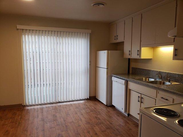 3028 Carver Rd, Modesto, CA 95350