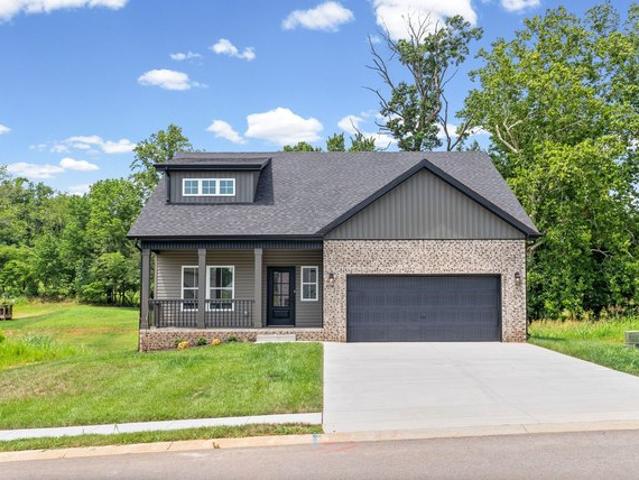 3028 Timberdale Dr, Clarksville, TN 37042
