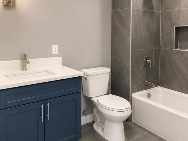 3028 W Dauphin Street # 103