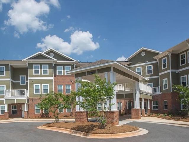3028 West Pointe Ct, Albany, GA 31721