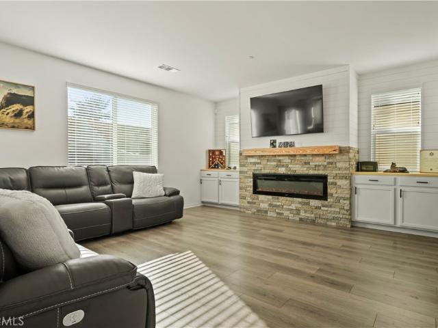 30295 Singer Ln, Menifee, CA 92584 | MLS #PW25269