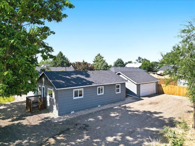 3029 N Maple Grove Rd