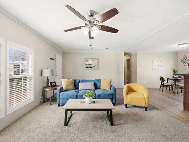 3029 Crestway Dr, Fort Worth, TX 76244