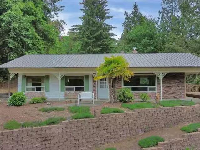 3029 EAST BAY DR NW, GIG HARBOR, WA 98335 Single Family Reside.