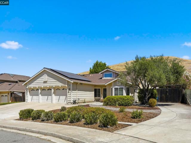 3029 Larkspur Dr