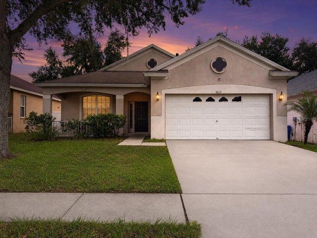 3029 Summer Cruise Dr, Valrico, FL 33594