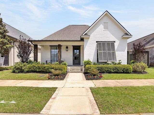 3029 Snap Dragon Ln, Shreveport, LA 71106