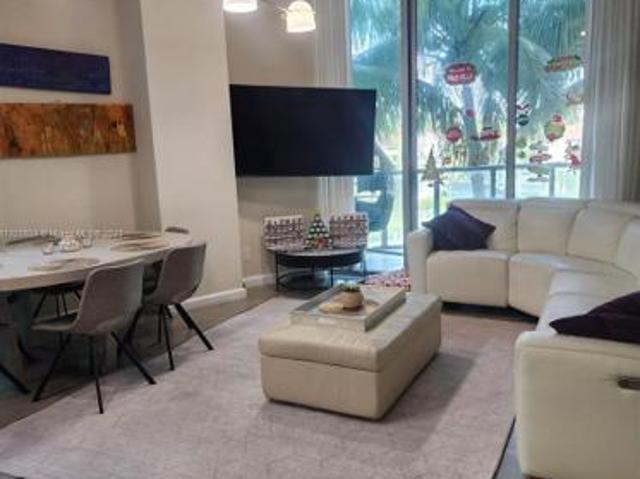 3029 188 St NE #301, Aventura, FL 33180