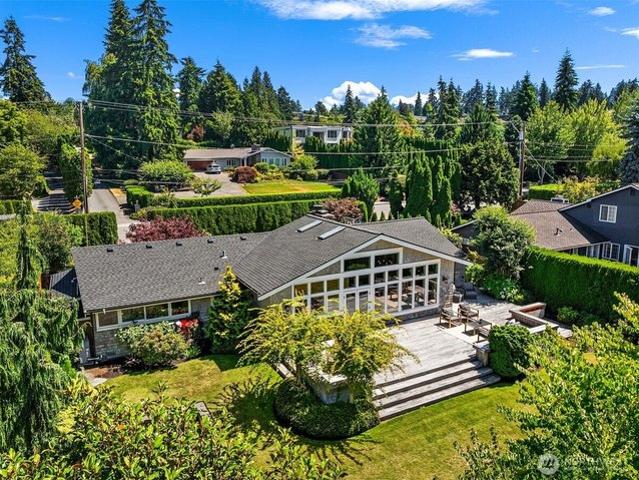 3029 92nd Ave NE, Clyde Hill, WA 98004