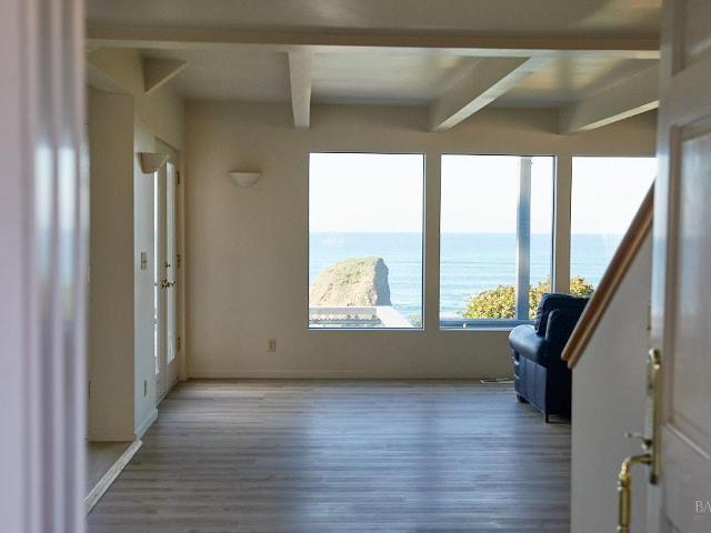 30200 Highway 1, Fort Bragg, CA 95437 | MLS #325088 | Compass
