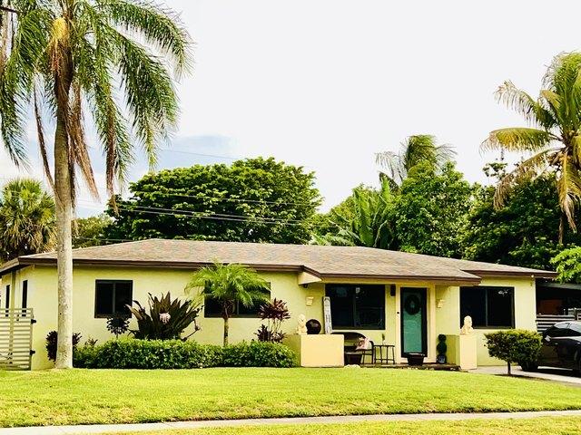 3020 NW 173rd Ter, Miami Gardens, FL 33056