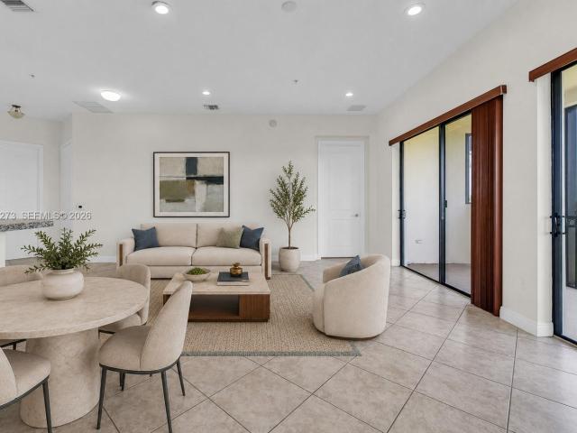 3020 NW 125th Ave, Unit 415, Sunrise, FL 33323 | MLS #A12000
