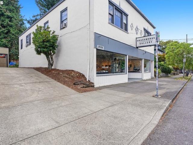 3020 NE Glisan St, Portland, OR 97232
