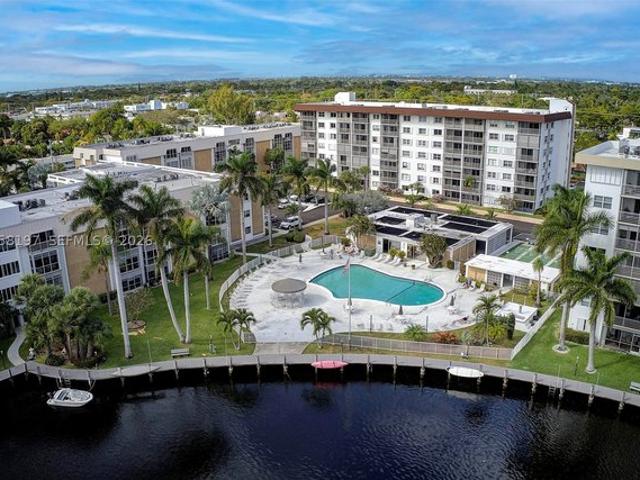 3020 NE 16th Ave Apt 306, Oakland Park, FL 33334