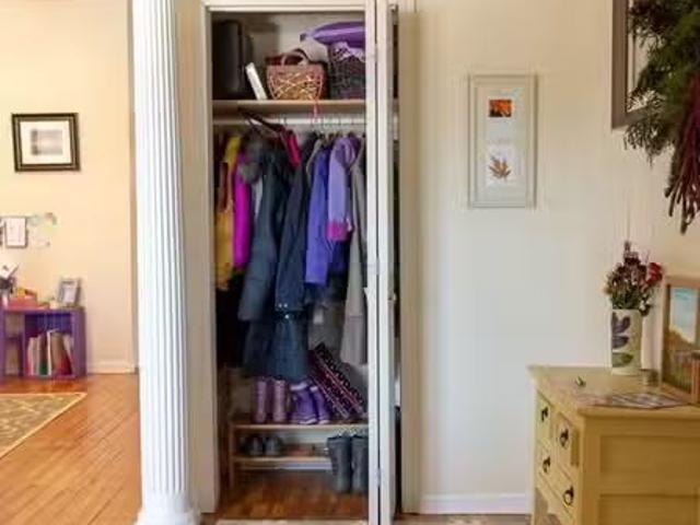 3020 North Hoyne Avenue #1, Chicago, IL 3020 N Hoyne Ave #1