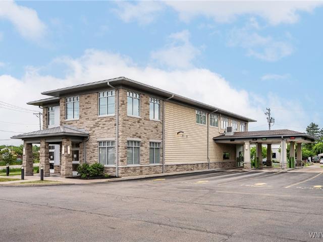 3020 Orchard Park Rd