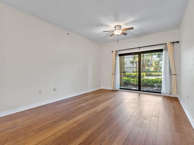 3020 Alcazar Pl Apt 106, Palm Beach Gardens, FL 33410