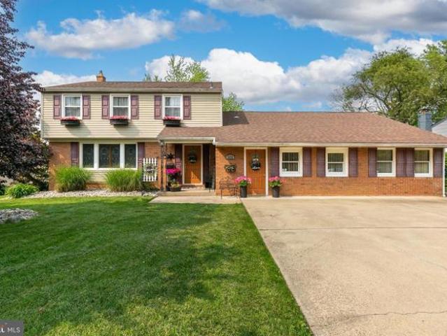 3020 Chapel Ave W, Cherry Hill, NJ 08002
