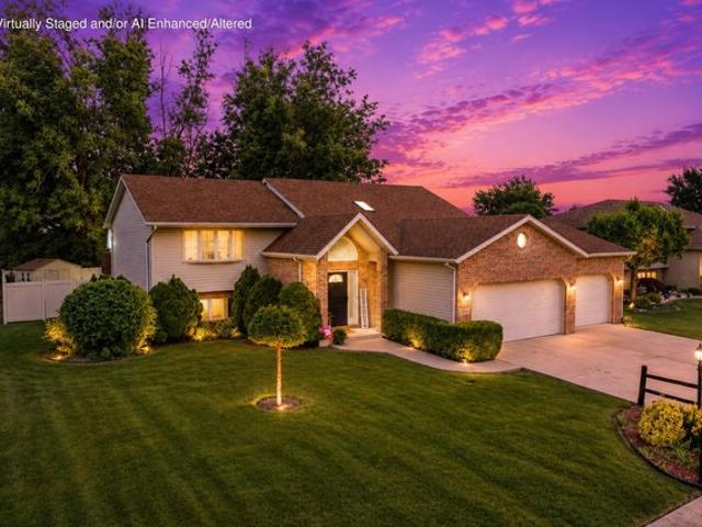 3020 Diamond Dr, Hobart, IN 46342