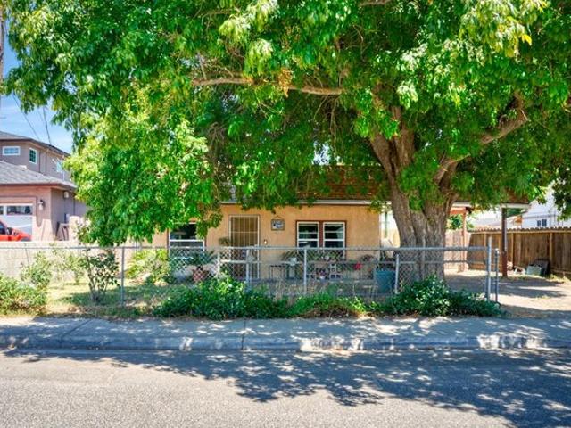 3020 Farris Ave, Ceres, CA 95307