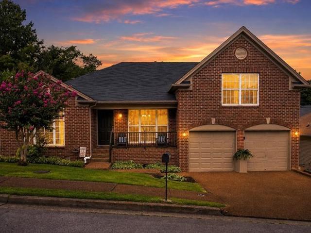 3020 Harbor Lights Dr, Nashville, TN 37217