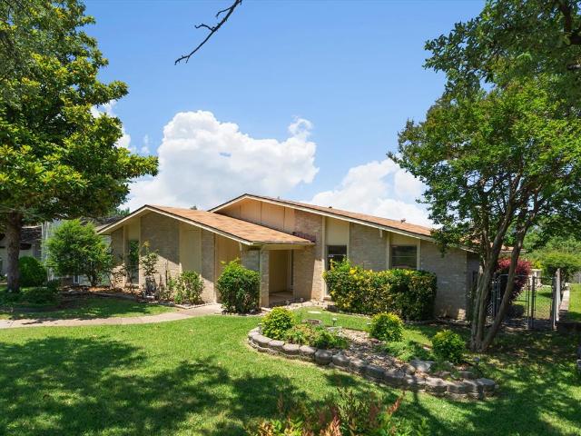 3020 Ravine Trail