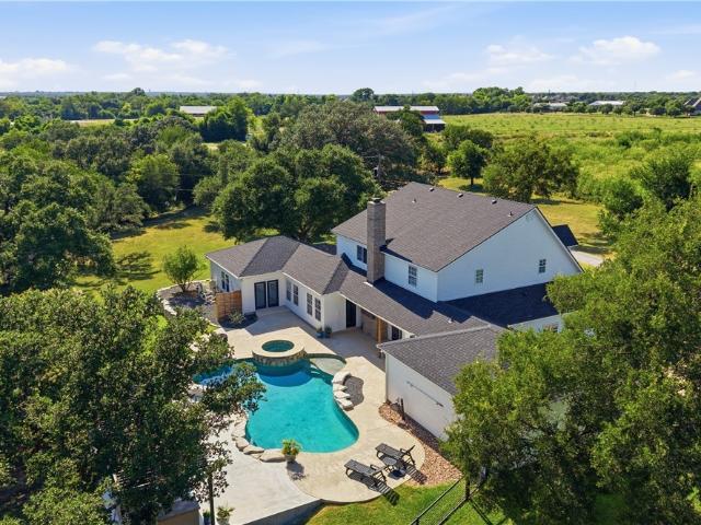 3020 Riverside Trail