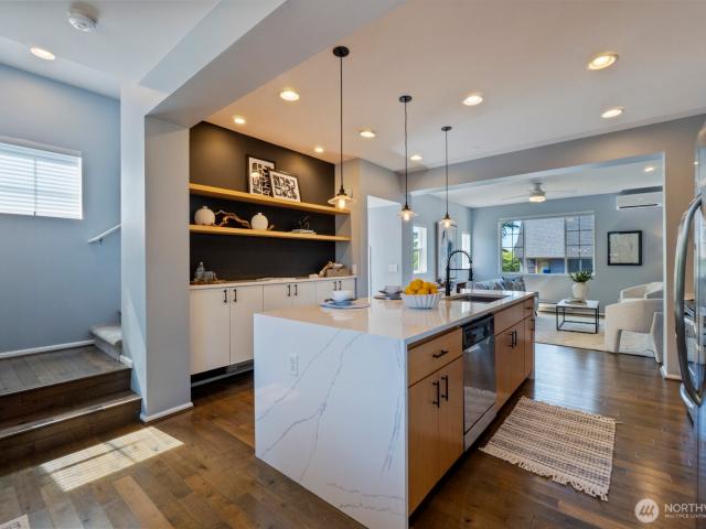3020 SW Morgan