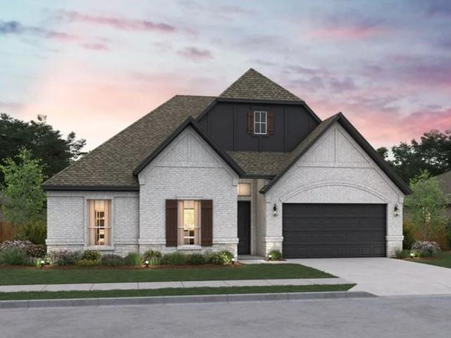 3020 Sandy Springs Dr, Arlington, TX 76017