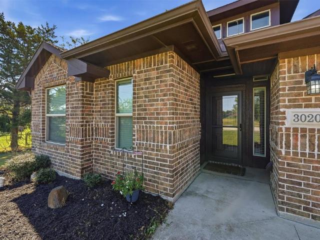 3020 W Loy Lake Road