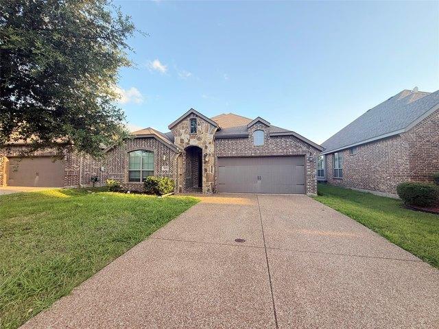 3021 Marble Falls Dr, Forney, TX 75126