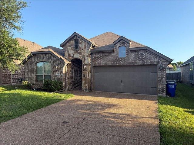 3021 Marble Falls Dr, Forney, TX 75126