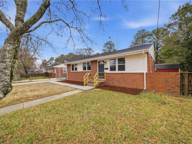 3021 Menands DR
