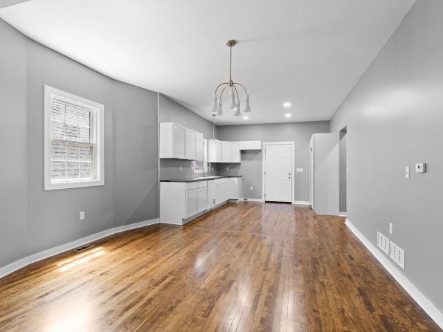 3021 N 6th St, Unit #3023