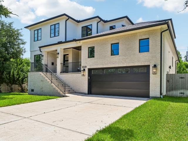 3021 Blue Bonnet Boulevard