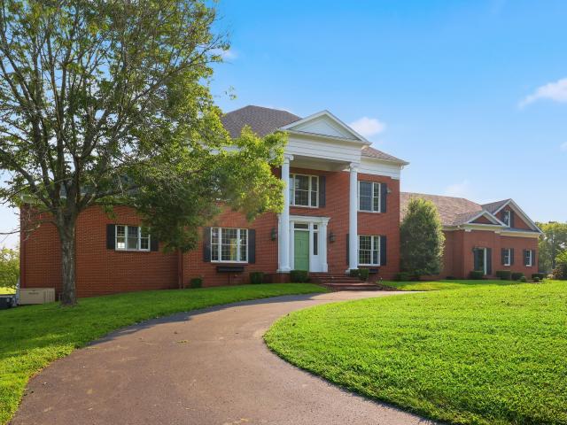 3021 Brookmonte Lane