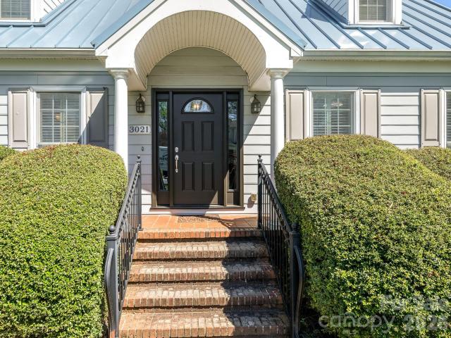 3021 Crosby Road