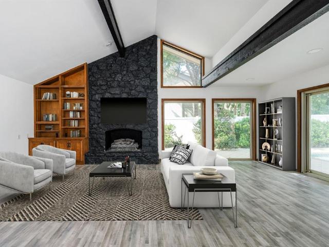 3021 Raintree Road