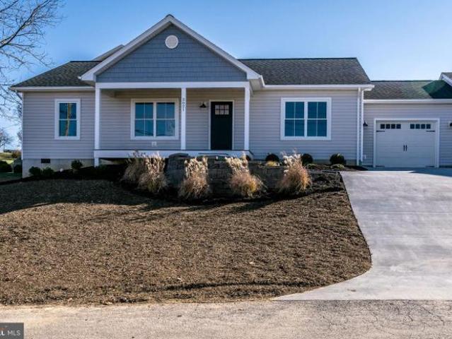 3021 Roxbury Ln, Broadway, VA 22815