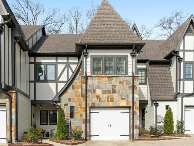 3021 Vestavia Terrace Dr, Vestavia Hills, AL 35216