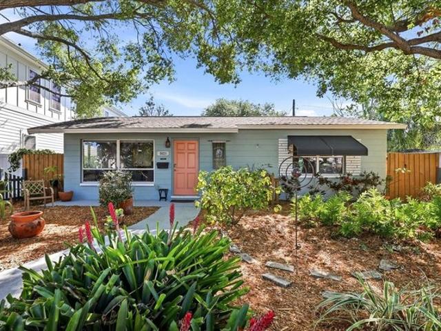 3021 10th St N, Saint Petersburg, FL 33704