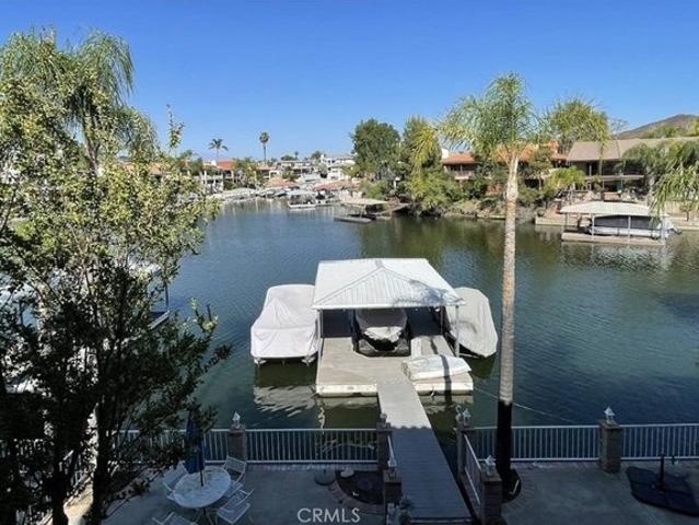 30224 Clear Water Dr, Canyon Lake, CA 92587