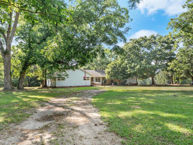 3022 Cordova Road